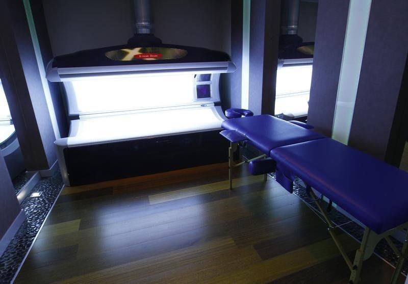 Indoor Tanning Rates Dropping