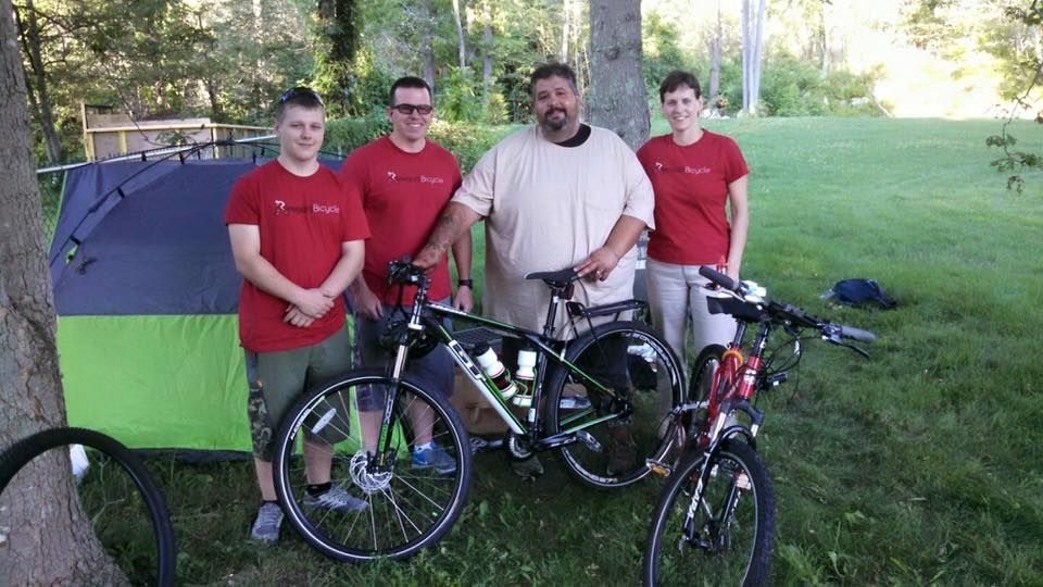 560-Pound Indiana Man Eric Hites Is Biking Cross Country 'For Love And ...