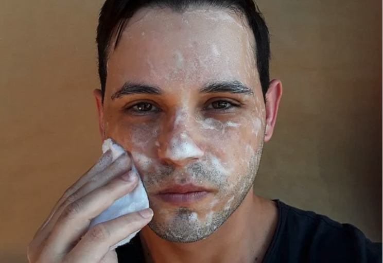 Acne Treatment For Men: 8 Effective Skin Care Routines Based On Science